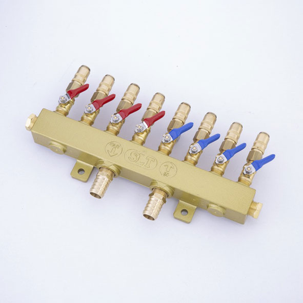 Liquid cooling coupler