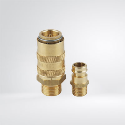 Liquid cooling coupler